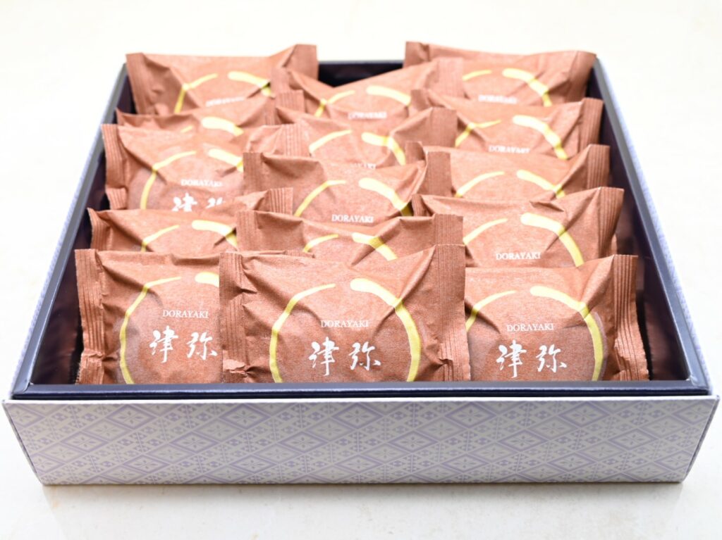 TSUYA | DORAYAKI red bean pancake | K. Minamoto